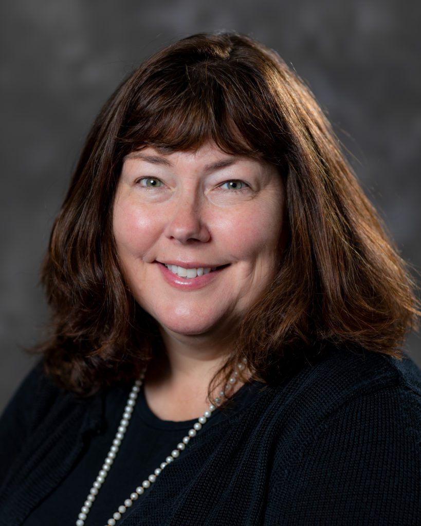 Kern, Angela | Pfeiffer University