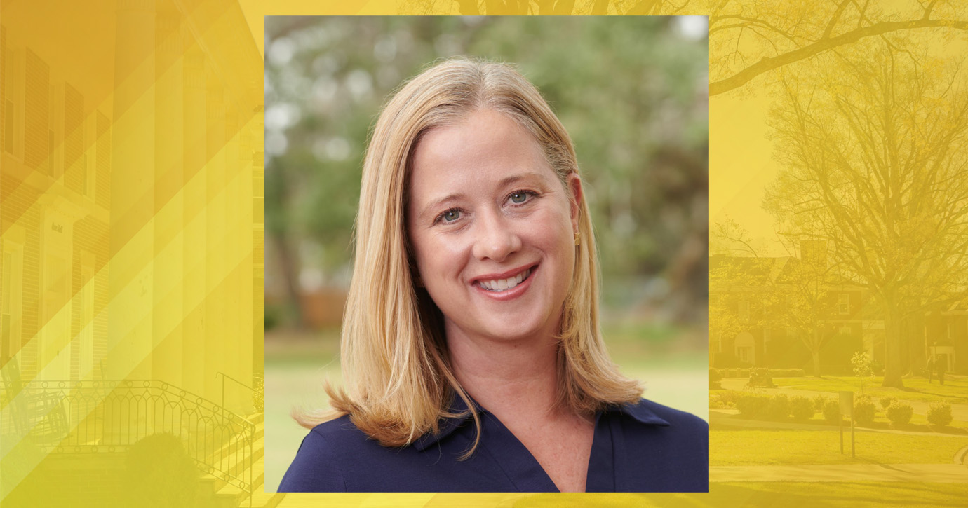 Alumna Novelist Makes Her Ghostly Debut | Pfeiffer University